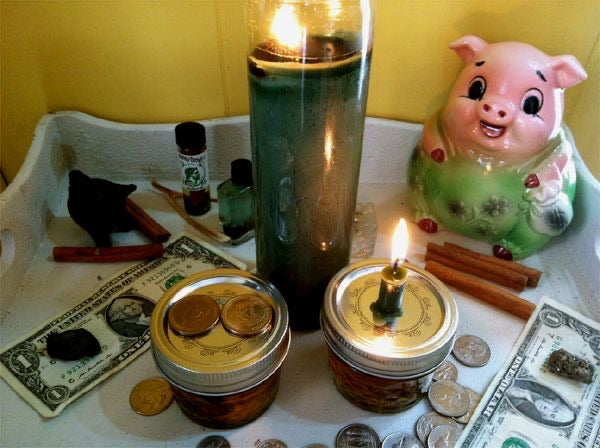 Creating Your Money Altar – Ritual Guide for Wealth, Prosperity, and A ...